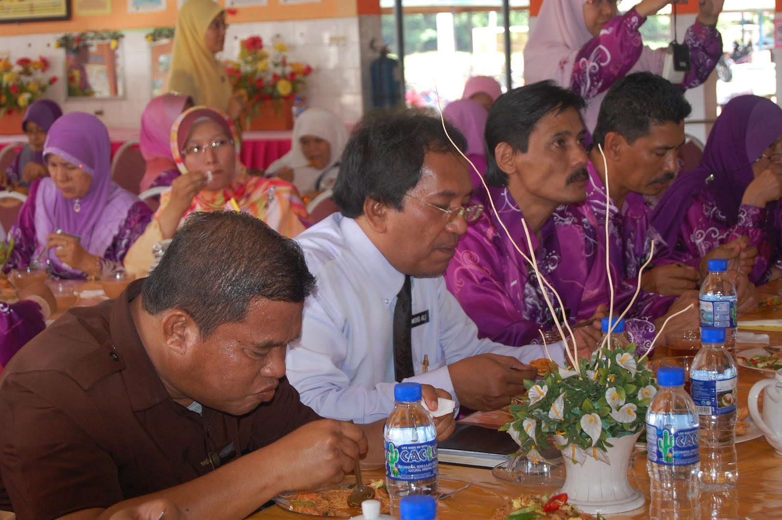 SEKOLAH KEBANGSAAN SERI DUYONG,MELAKA: SESSI JAMUAN RINGAN UNTUK TETAMU ...