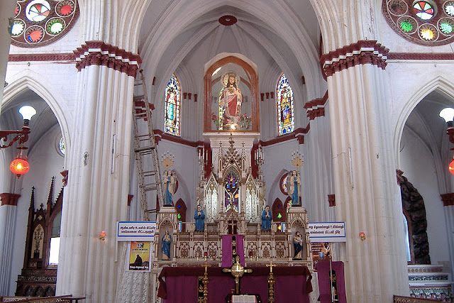Pondicherry Tourism: Basilica of the Sacred Heart of Jesus, Pondicherry