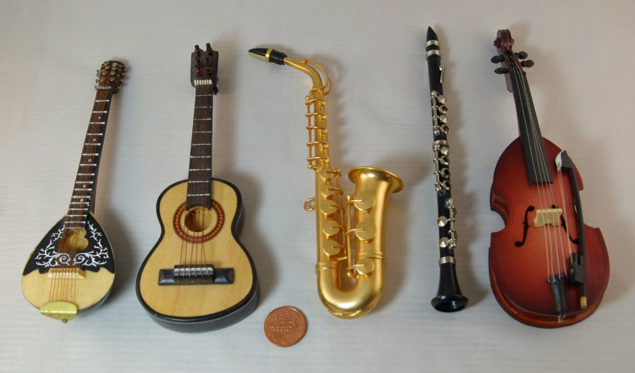 st0rmy World: Miniature Music Instruments