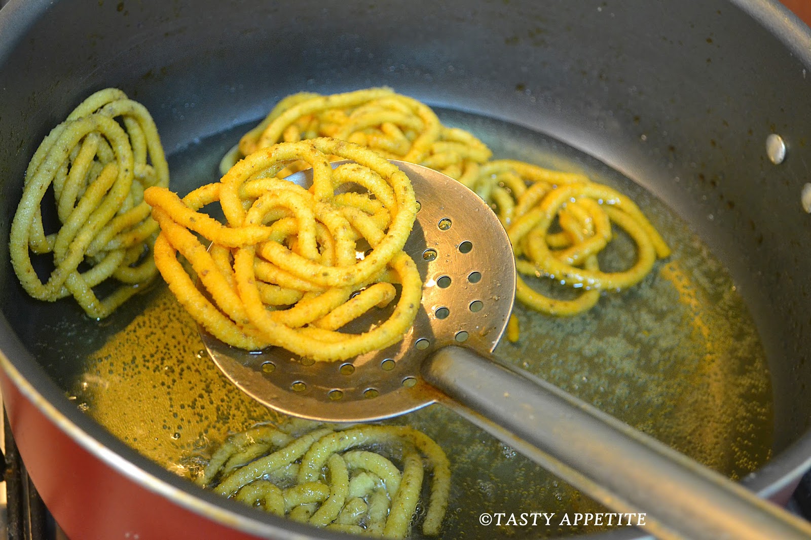 Spicy Murukku / Chakli / Diwali Special Murukku Recipes