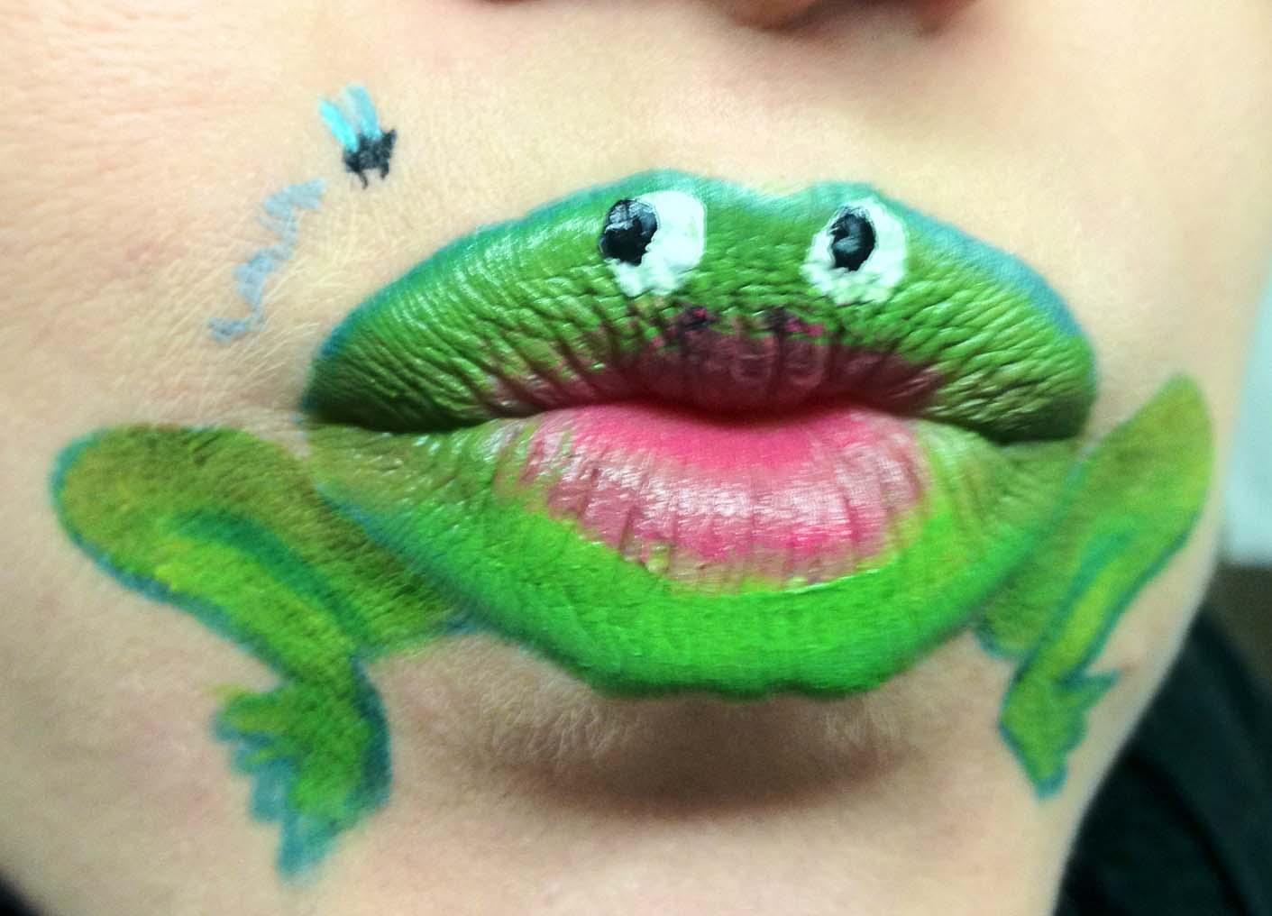 Touch Kajal: Animal Lips - Frog