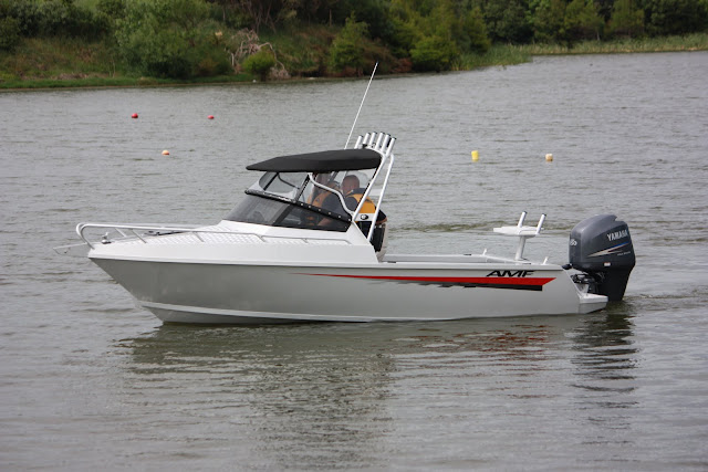 AMF Boats - Alloy Boat Builders: September 2011