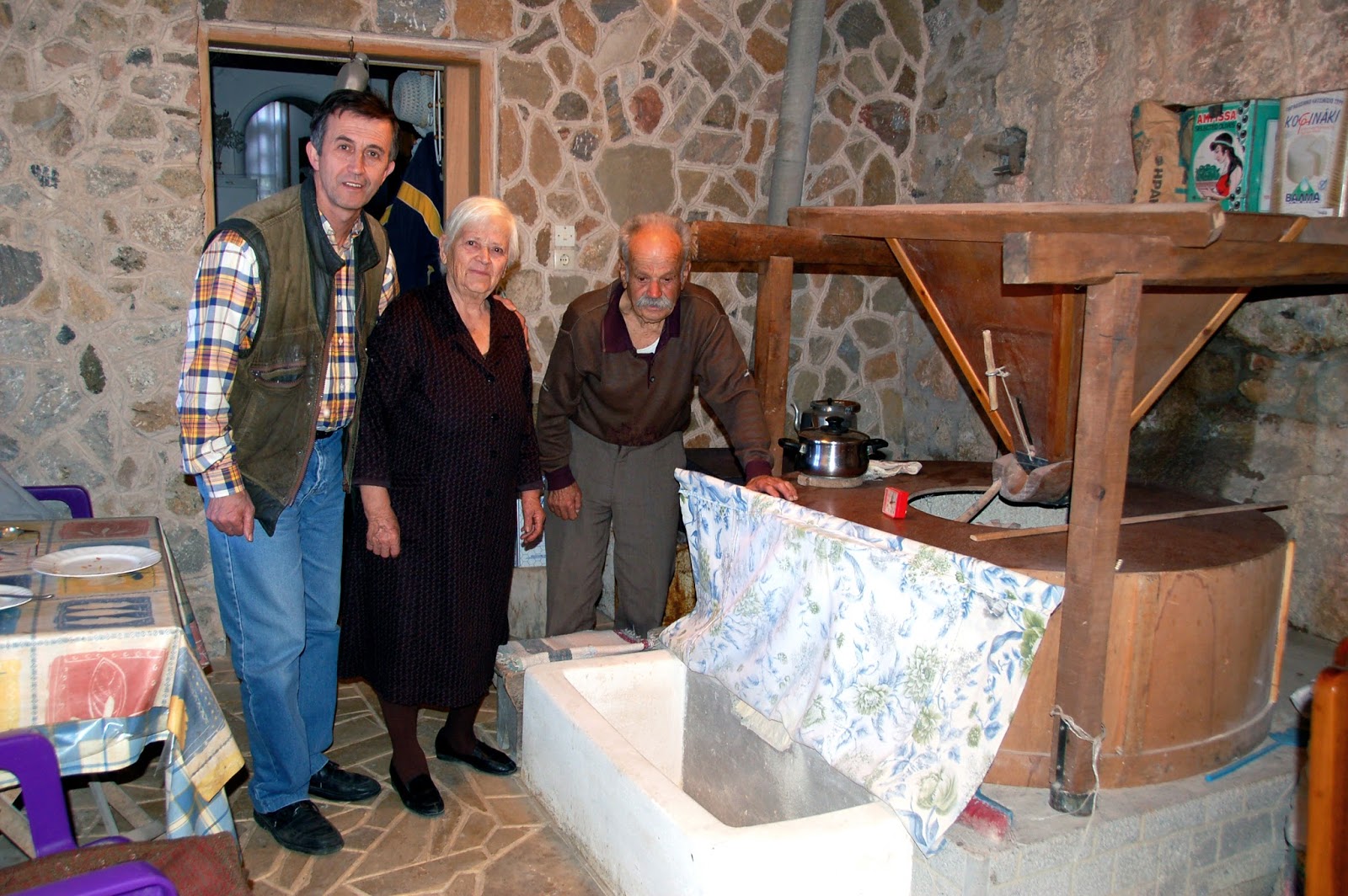 Η Λίμνη και οι φωτογραφίες μου: ΕΥΒΟΙΚΟΙ ΝΕΡΟΜΥΛΟΙ
