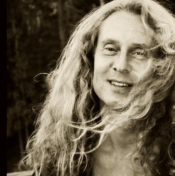 ROCK & PROG ~ 8 años: Entrevistas: NAD SYLVAN (AGENTS OF MERCY)