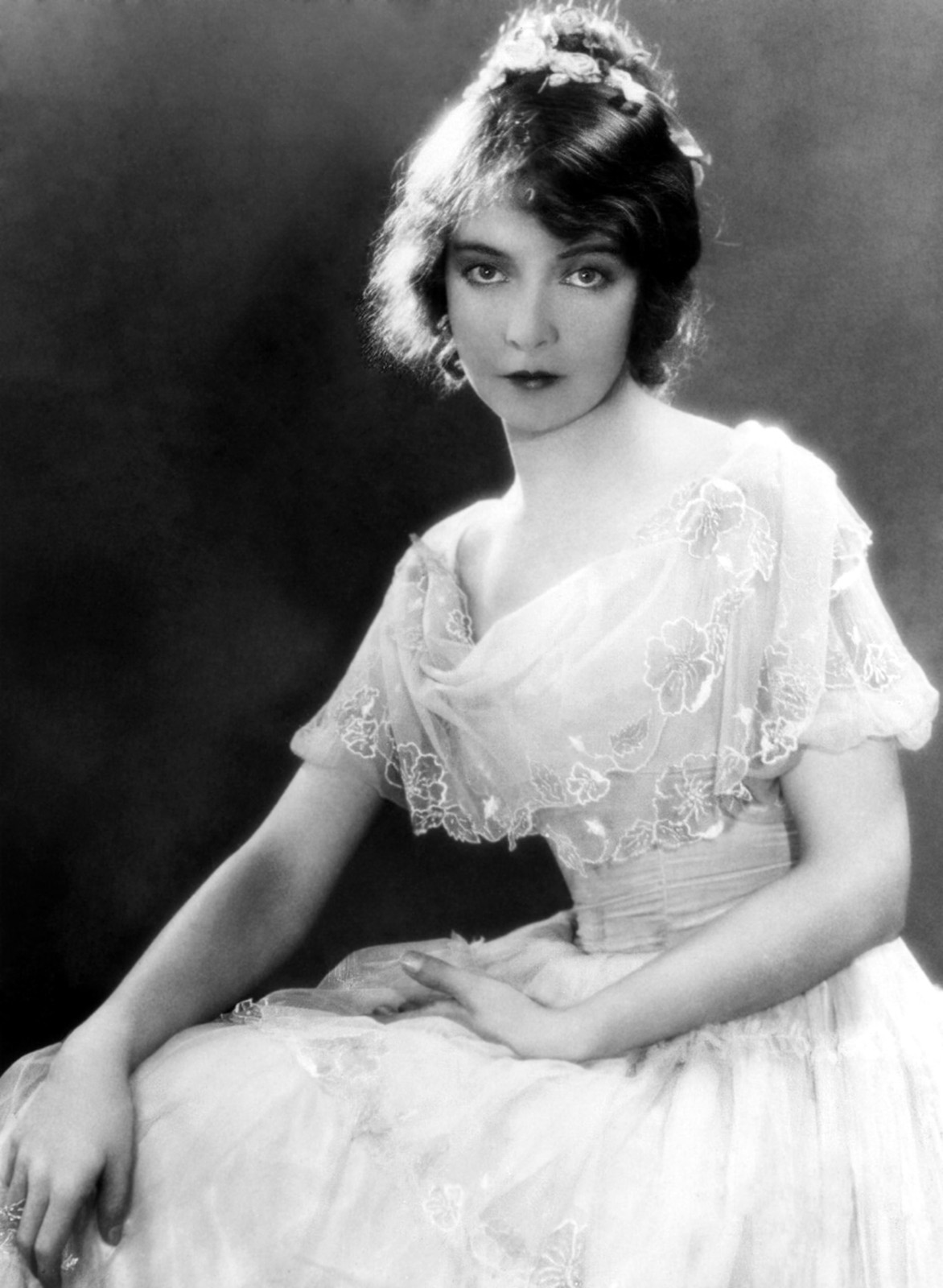Official Blog of Author & Columnist Michael Thomas Barry: Lillian Gish ...