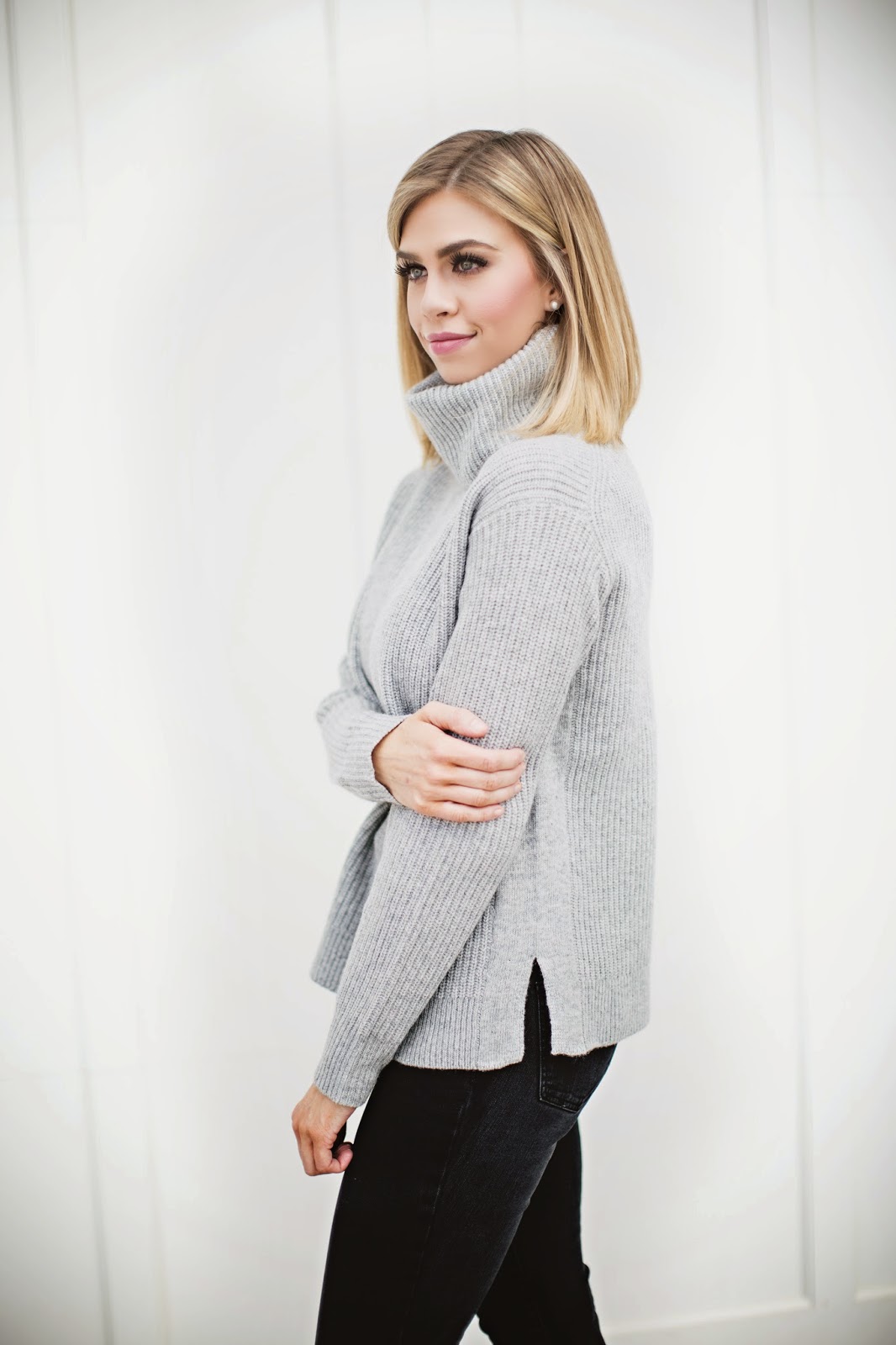 Kensington Way: Outfit: Grey on a Gloomy Day