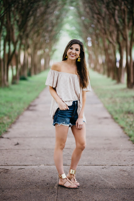 The Life of a Lady: Bare Shoulders