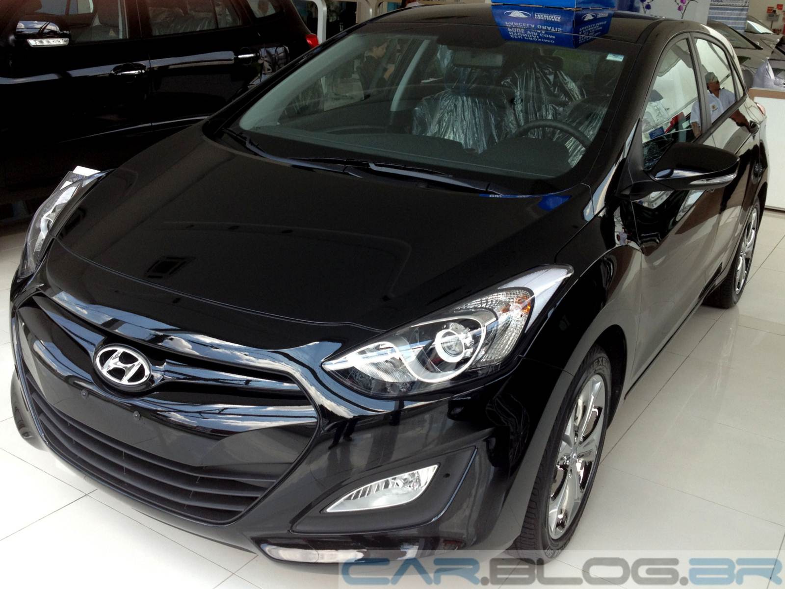 Novo Hyundai i30 2014 chega às concessionárias