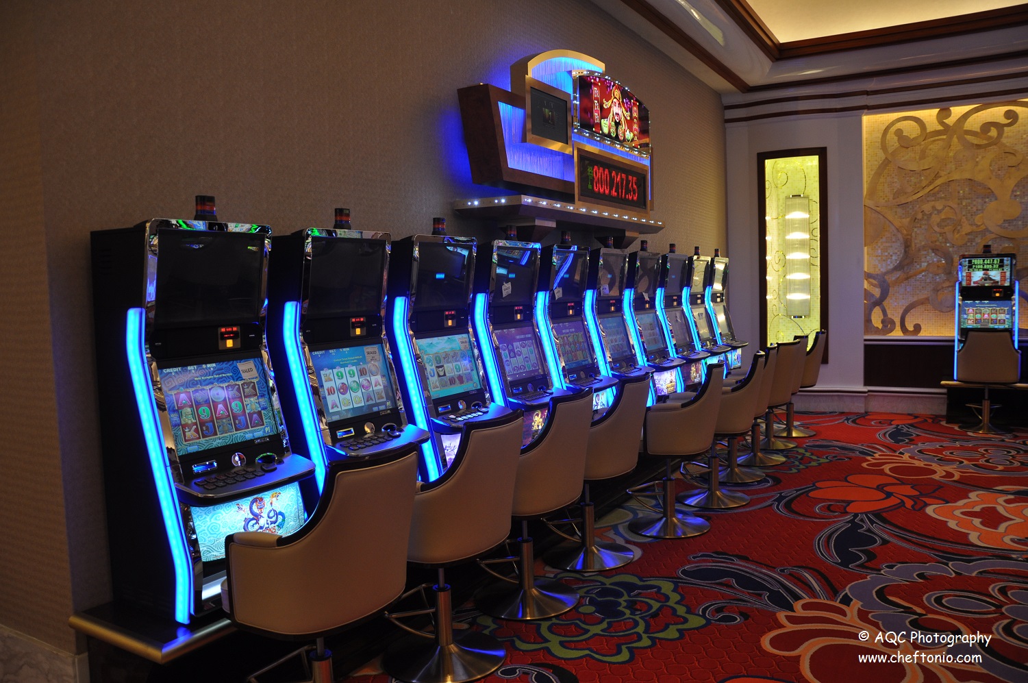 Solaire Resort and Casino: VIP and Gaming Area [Photos] ~ Cheftonio's Blog