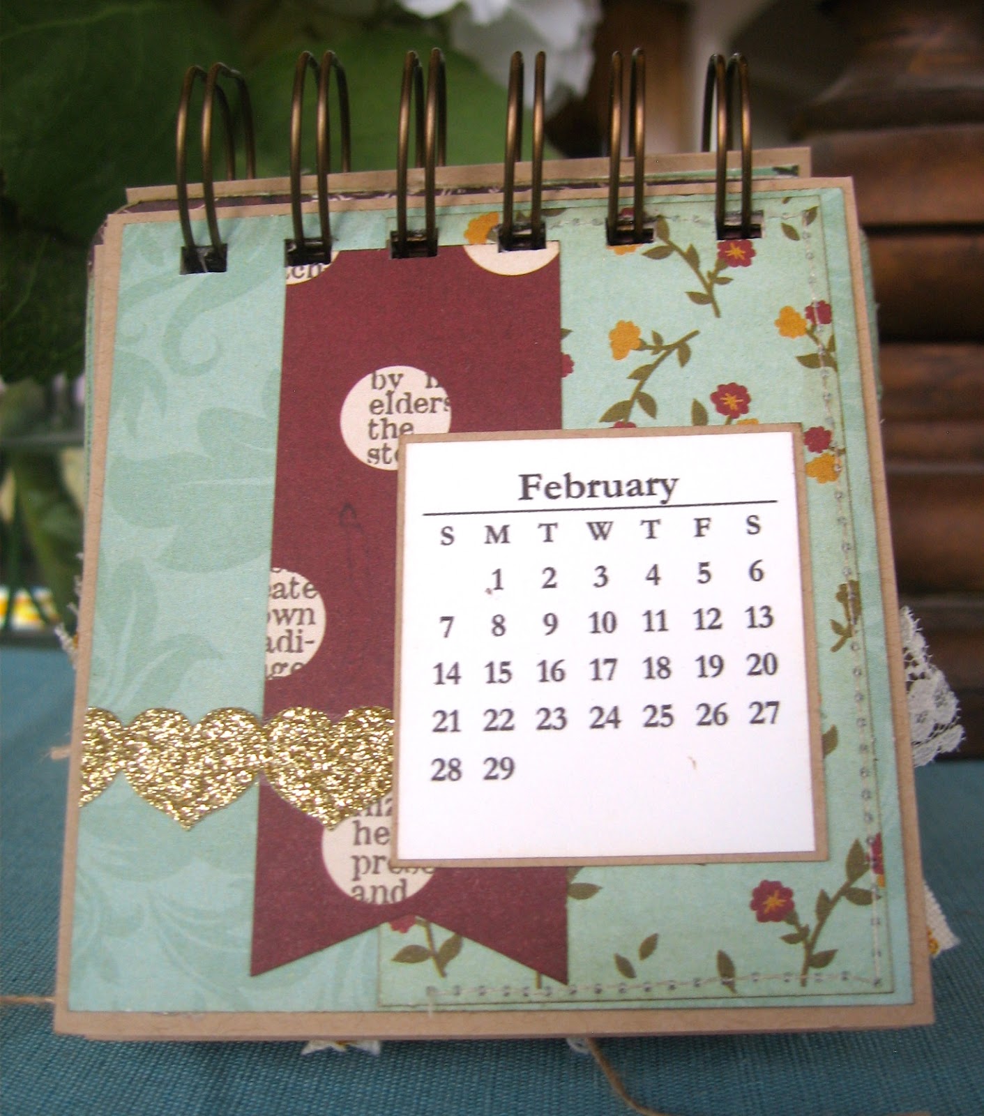 Designs by Sharon: Legacy Desk-Top Calendar