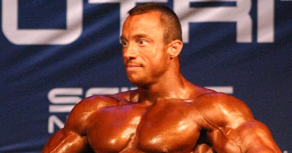 Worldwide Bodybuilders: Hungarian daddy bull Robert Barna