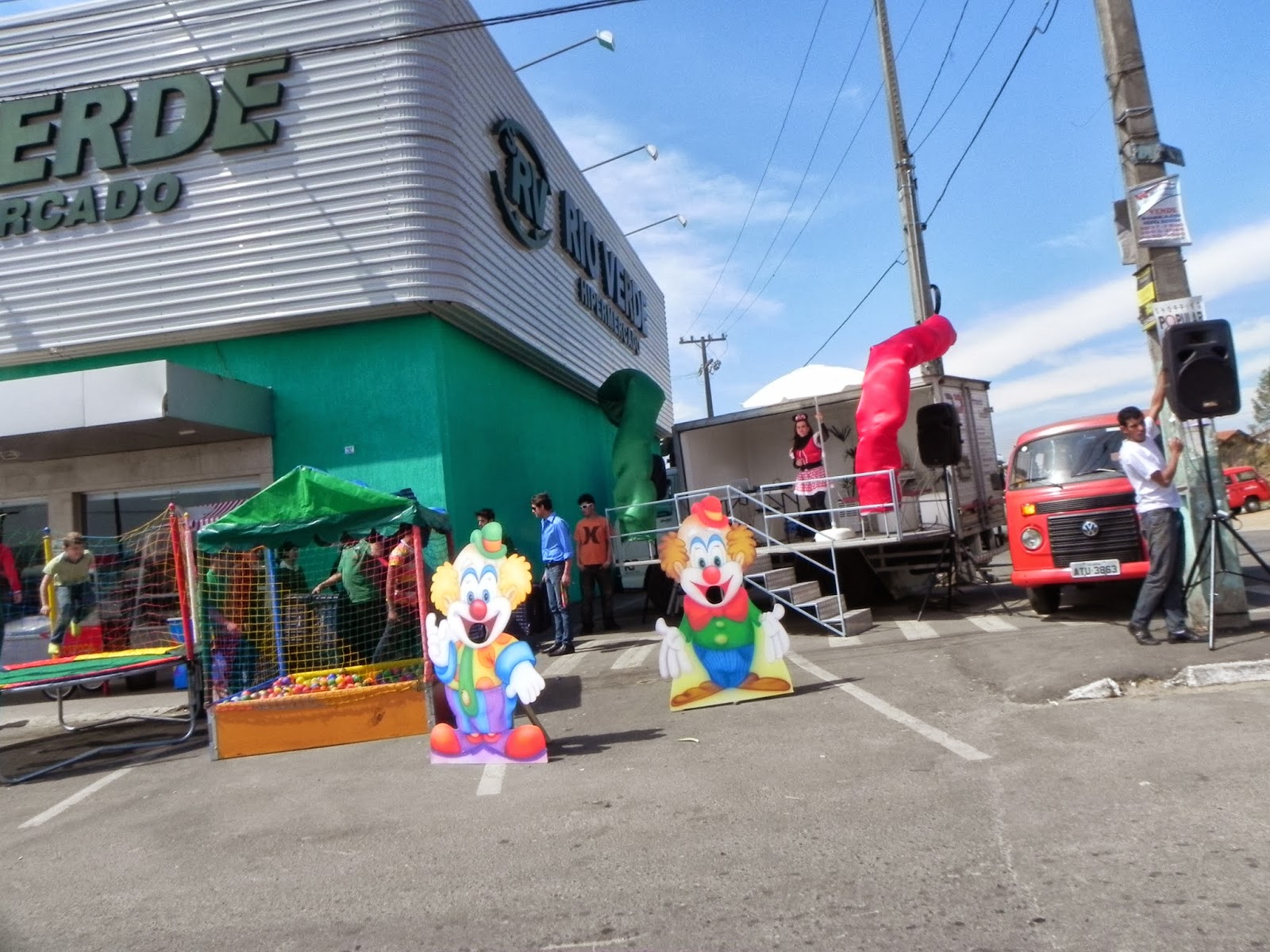 Eventos Sociais e Corporativos: SUPERMERCADO RIO VERDE COLOMBO