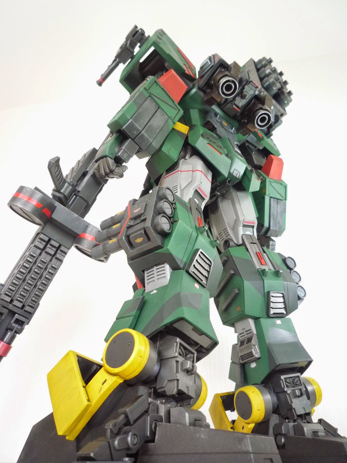 1/48 Mega Size Command Gundam - Gundam Build Fighters Honoo Custom Build