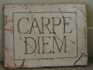 Carpe diem es una locución latina que literalmente significa "aprovecha ...
