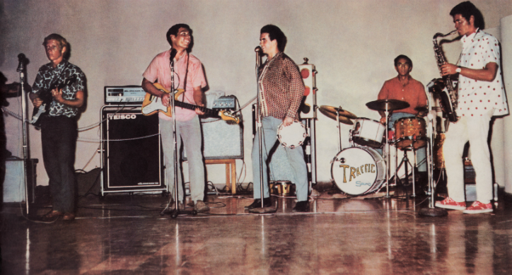 SOM TRIMADO: Traffic Sound