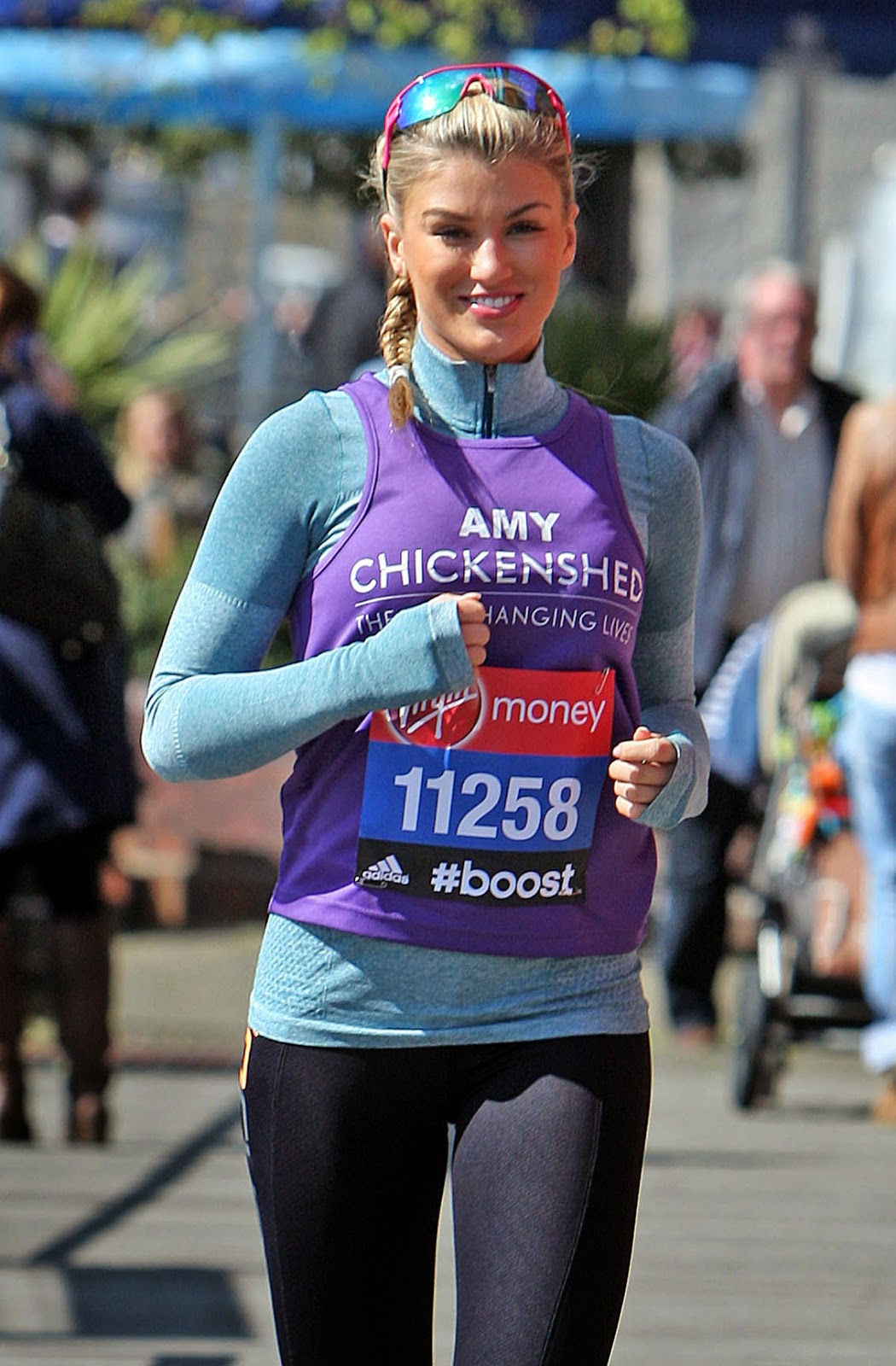 N-Yo-Face: Amy Runs Celebrity Marathon