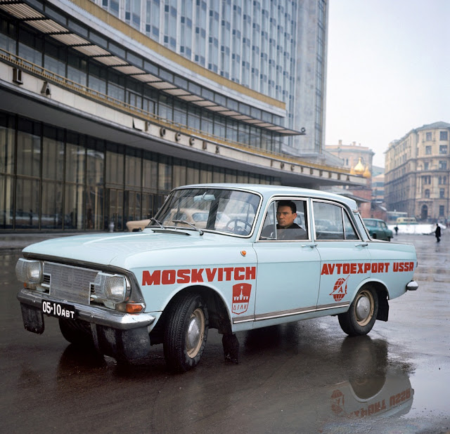communist cars: Moskvich in high resolution