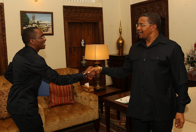 Meya wa Ilala Mhe.Jerry Silaa amtembelea Rais Kikwete ikulu jijini Dar ...