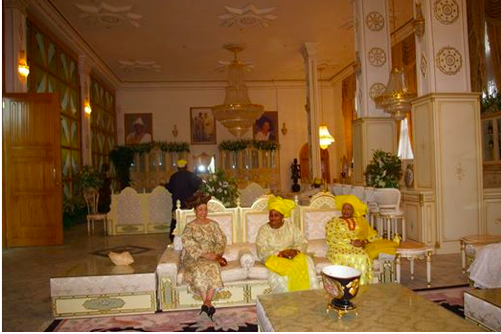 HITZONTV: Eleganza Boss, Chief Razak Okoya Renews Vow To Sade Okoya ...