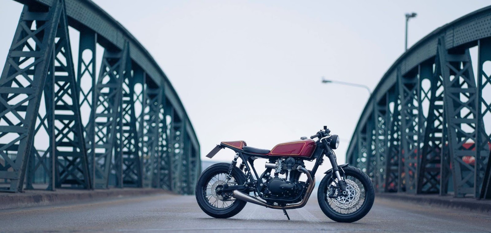 W650 cafe racer - RocketGarage - Cafe Racer Magazine