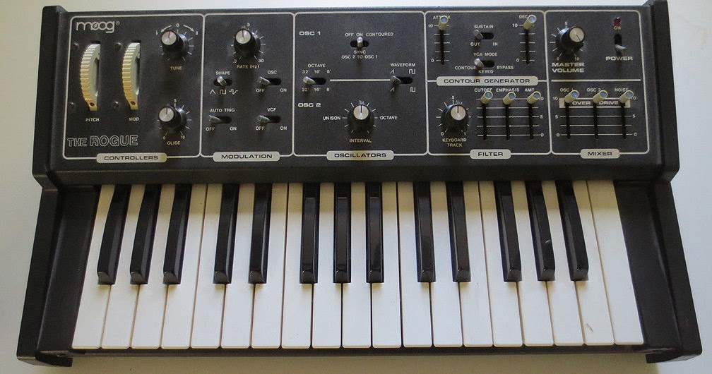 MATRIXSYNTH: MOOG ROGUE VINTAGE CLASSIC ANALOG MONO-SYNTH SN 8810