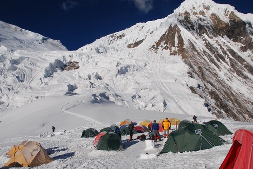 ADVENTURE & MOUNTAINEERING