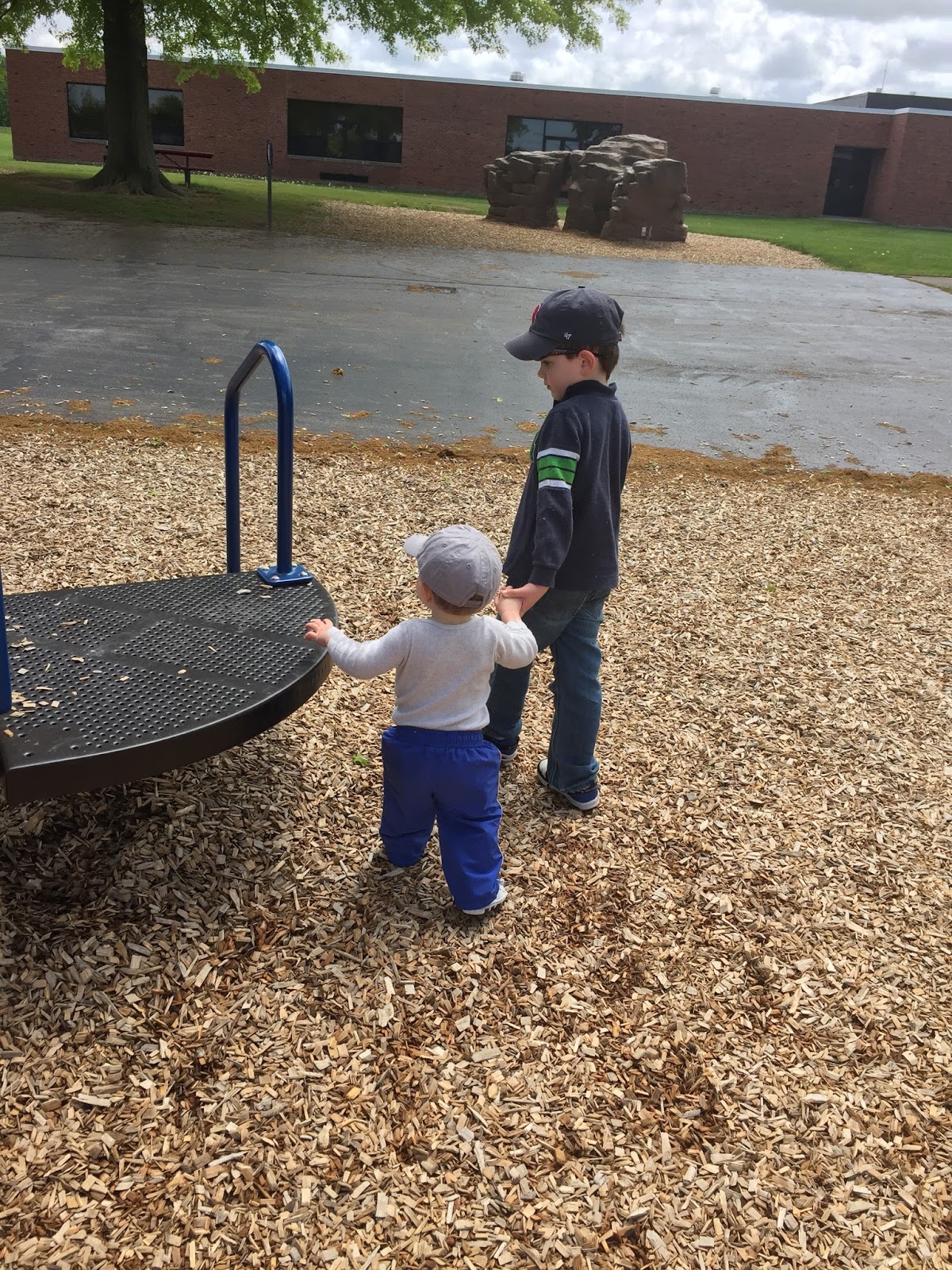 The Days of Nik, Carla, Jaxen & Zane: Park Fun