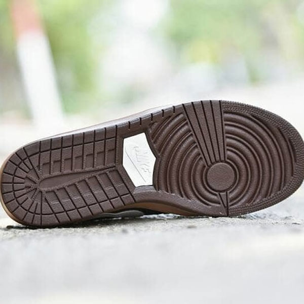 Sepatu Casual Nike Jordan Hitam Putih Grade Ori [SNJ-002] | Omsepatu.com