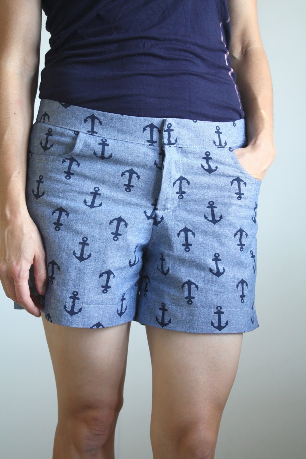 Nicole at Home: Really Maritime-y shorts