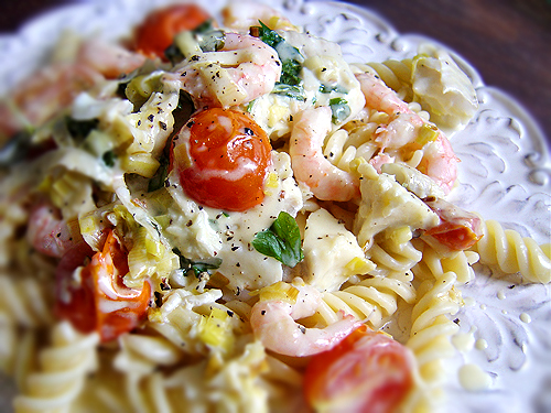 HUNGRIGA?: Pasta med krämig fisk och räksås