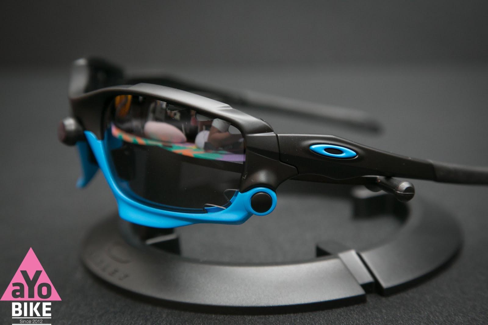 Yao`s Bike Blog: OAKLEY Custom 客制化烤漆