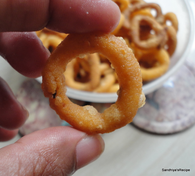 Sandhiya's Cookbook: Chakodi | Andra Muruku | Ring Murukku
