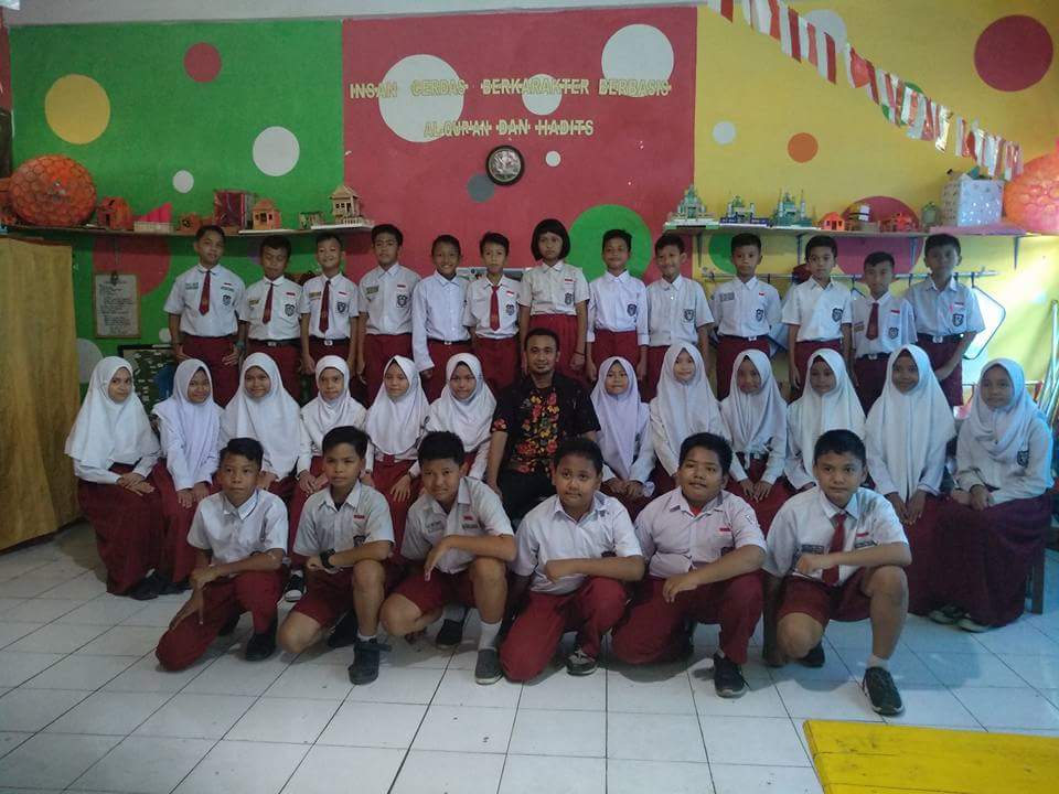 SD NEGERI SUDIRMAN III KEC. UJUNG PANDANG KOTA MAKASSAR: Guru dan Siswa ...