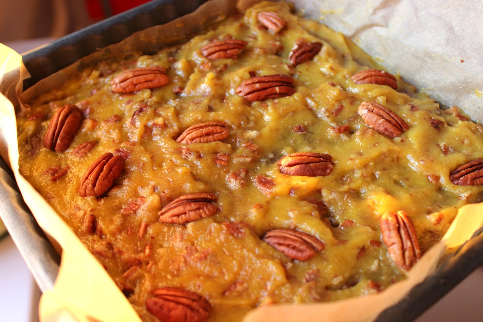 ..su Karamele..: Braunis su pekano riešutų sluoksniu