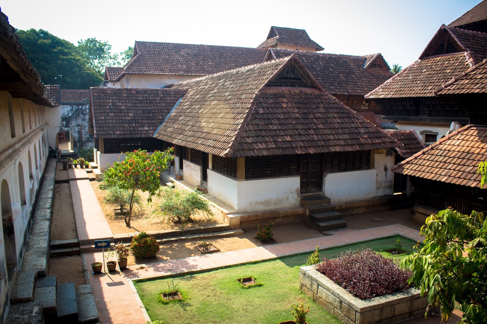 Of Curry & Customs: PADMANABHAPURAM PALACE
