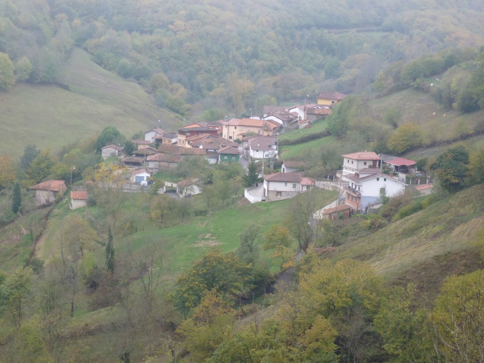 CAMINO AL ANDAR: TIERRAS Y PUEBLOS DE QUIRÓS