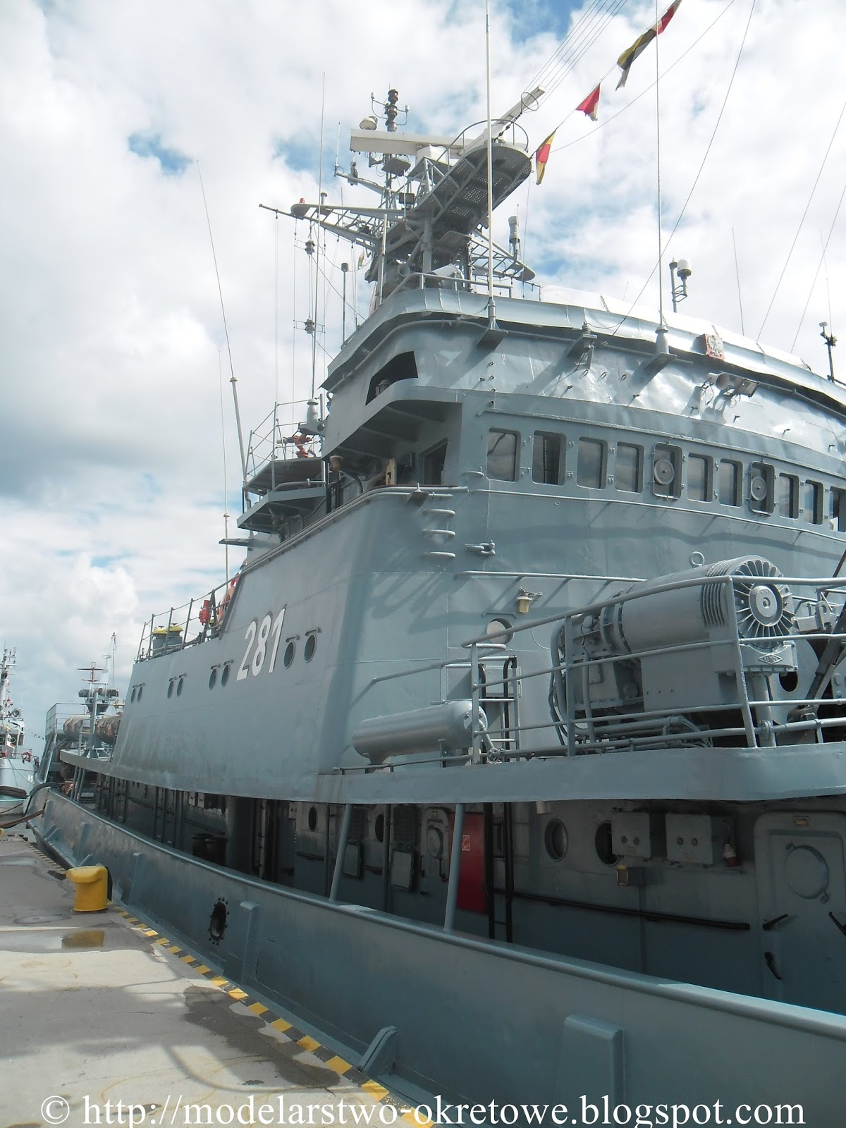 Modelarstwo okrętowe: Święto Wojska Polskiego - Wodowanie monety ORP ...