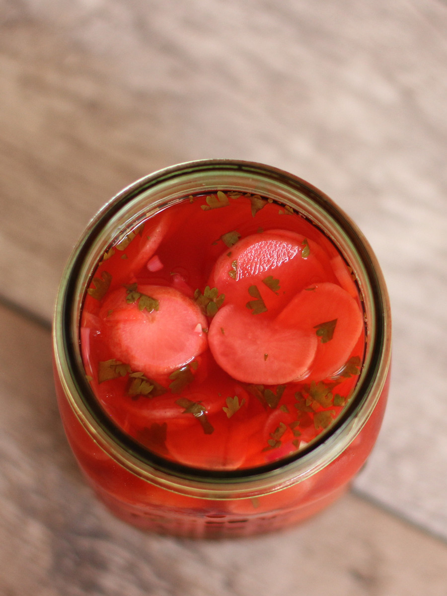 Cookistry: Pickled Radishes - Ball Can-it-Forward Day