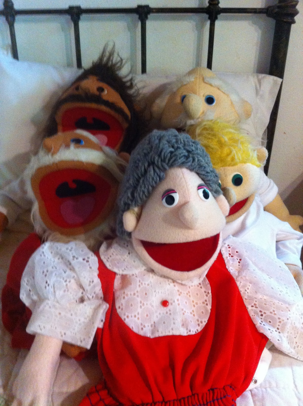 Cabin In The Woods: What You Can Do With Puppets