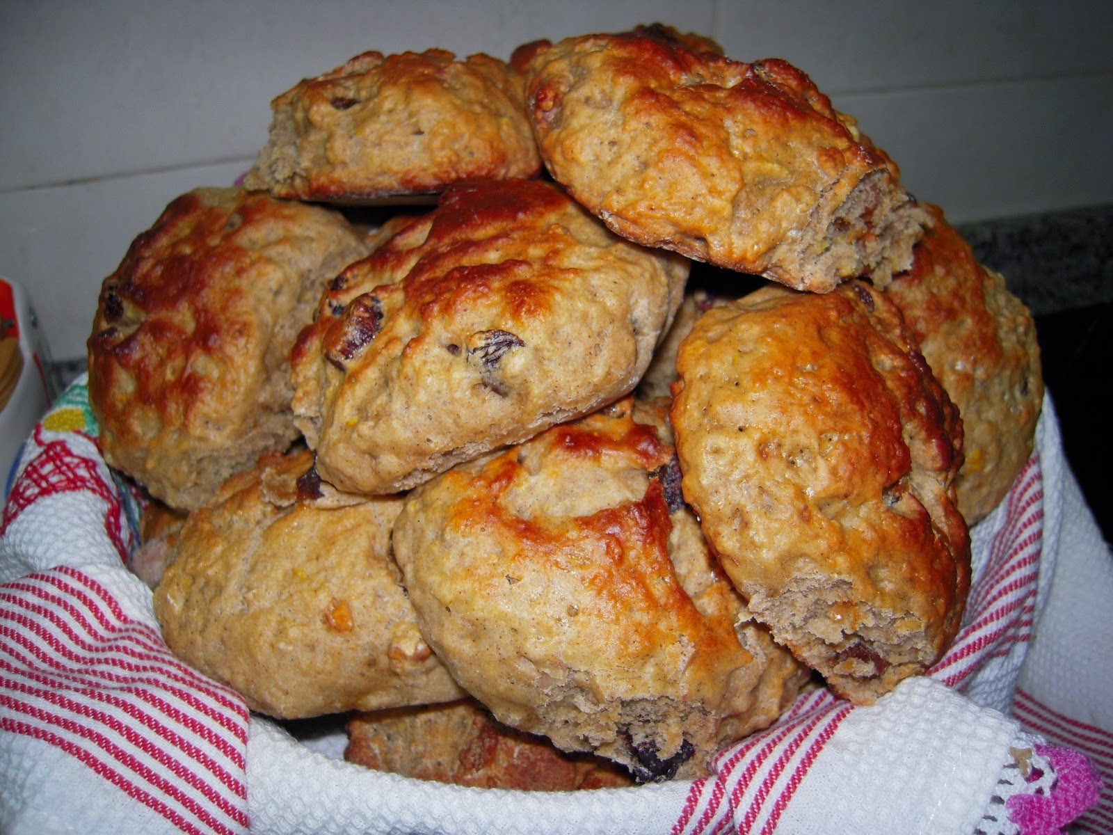 Lume & Ar: As Broas dos Santos