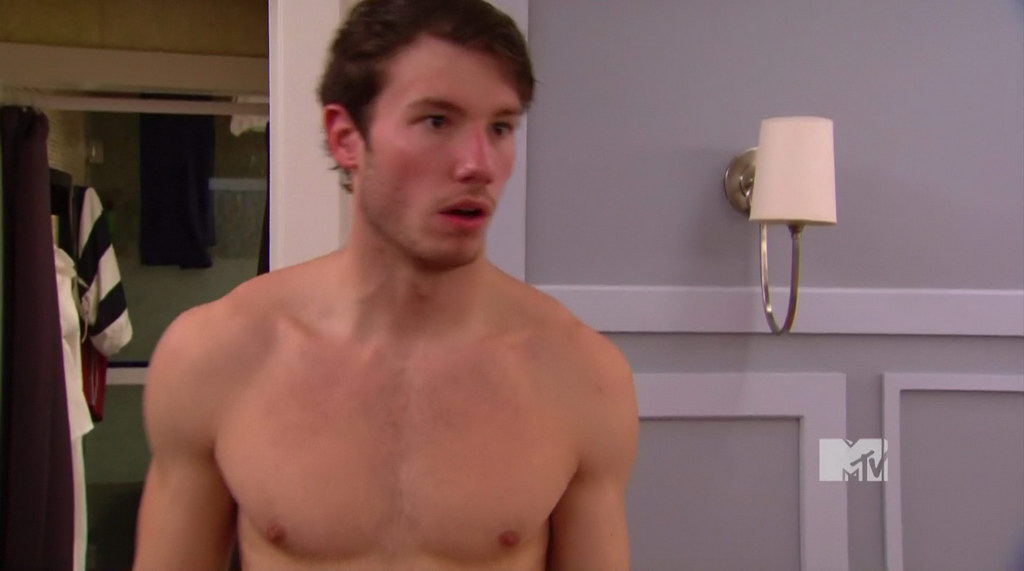 Dustin Zito Shirtless on The Real World Las Vegas s25e04 - Shirtless ...