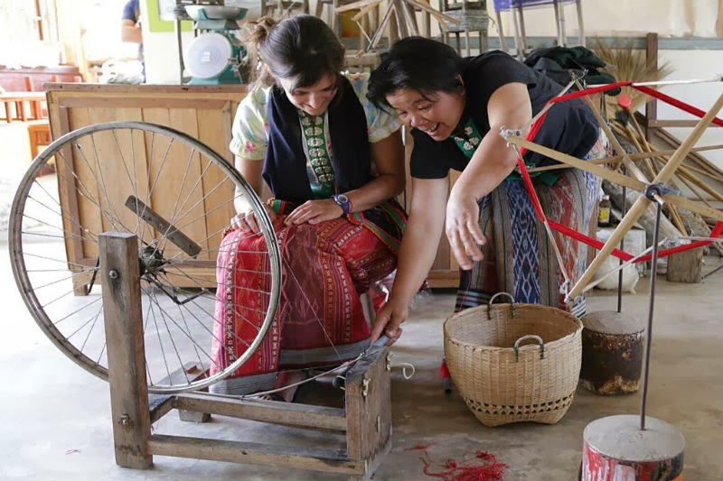 Joy in Thailand: Tai Dam a Ban Na Pa Nat (Loei)