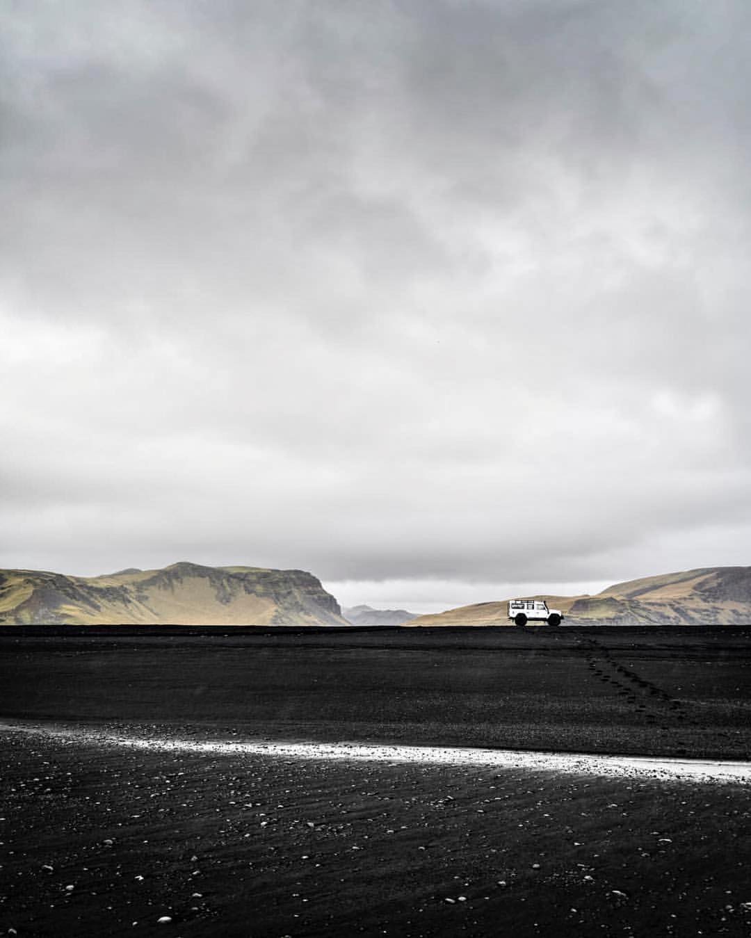 daily timewaster: Friday Open Road