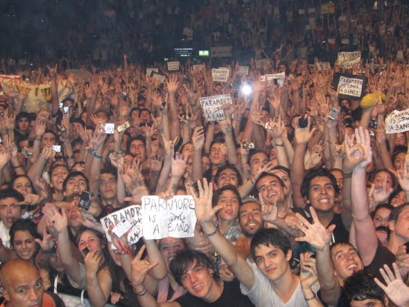 Brasil Paramore Family