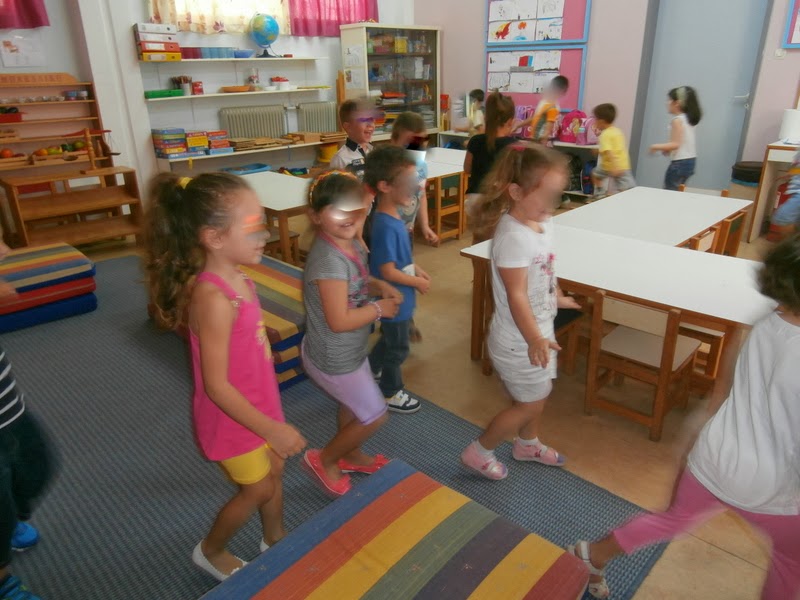 15ο ΝΗΠΙΑΓΩΓΕΙΟ ΚΟΡΥΔΑΛΛΟΥ: ΠΑΙΧΝΙΔΙΑ ΓΝΩΡΙΜΙΑΣ, ΕΜΠΙΣΤΟΣΥΝΗΣ ΚΑΙ ...