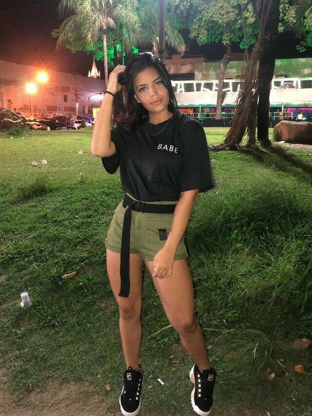 Mujer fondo celular pack 91