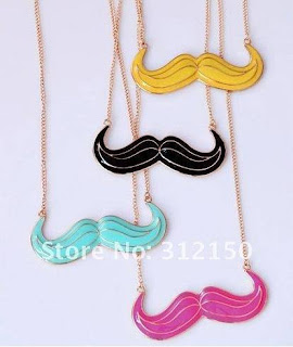 El Baúl de la Quichii: El mostacho esta de moda