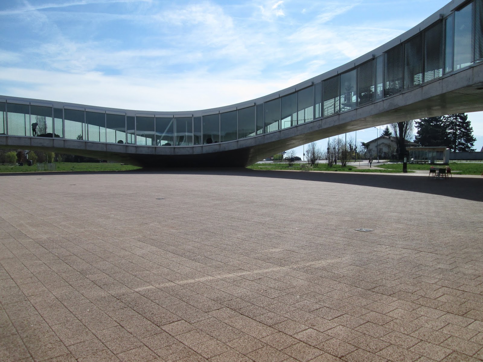 EntreVoir: Rolex Learning Center SANAA Kazuyo Sejima + Ryue Nishizawa