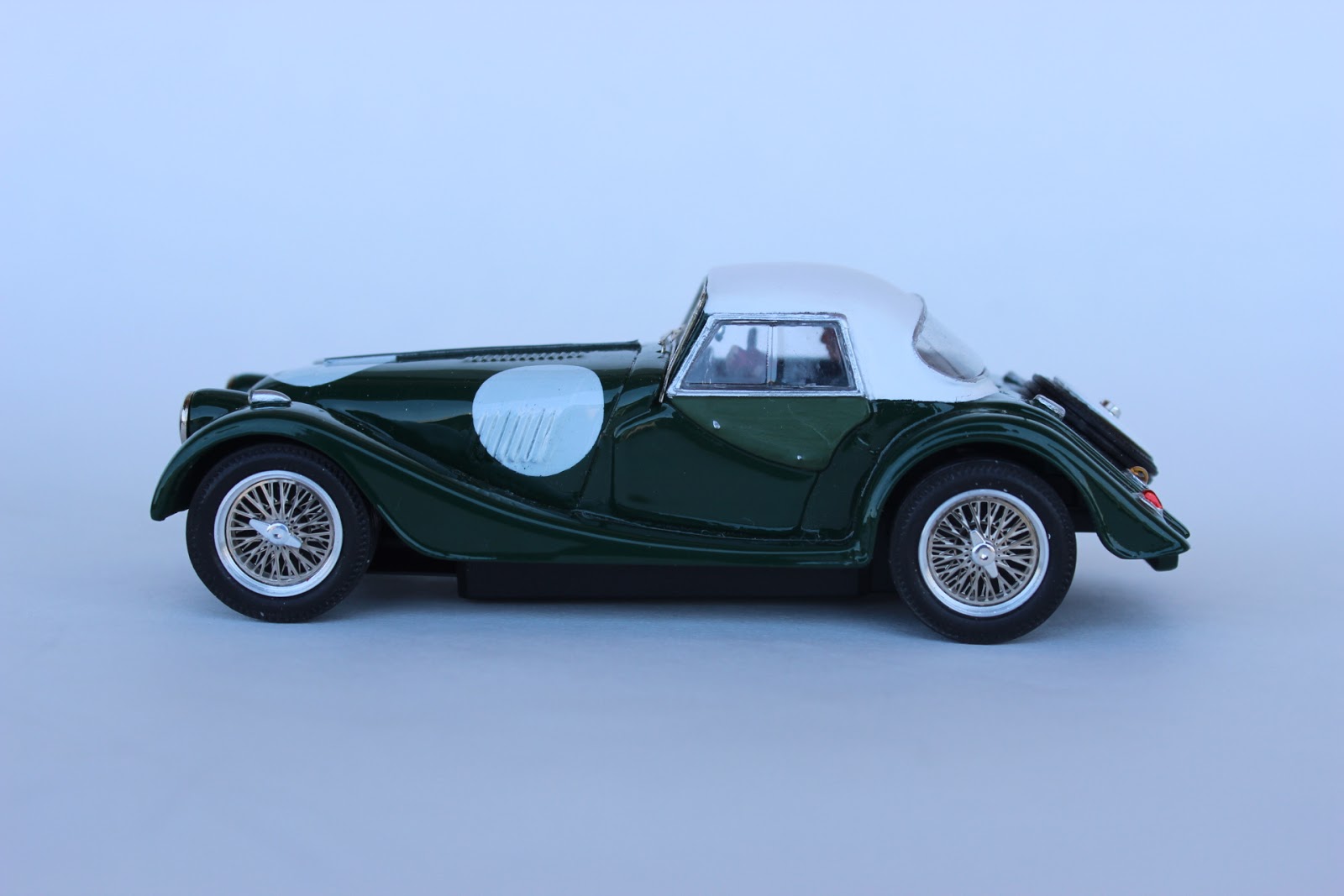 mulsanne stone: MORGAN PLUS 4 SS de SLOT CLASSIC, el sueño de unos ...
