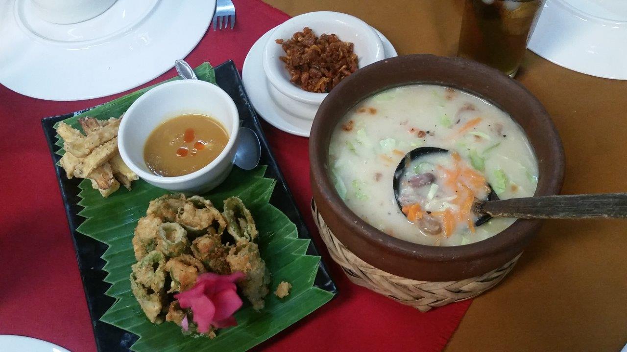 Angono Travel Series Part 1 : Where to Eat (Plus travel information!)